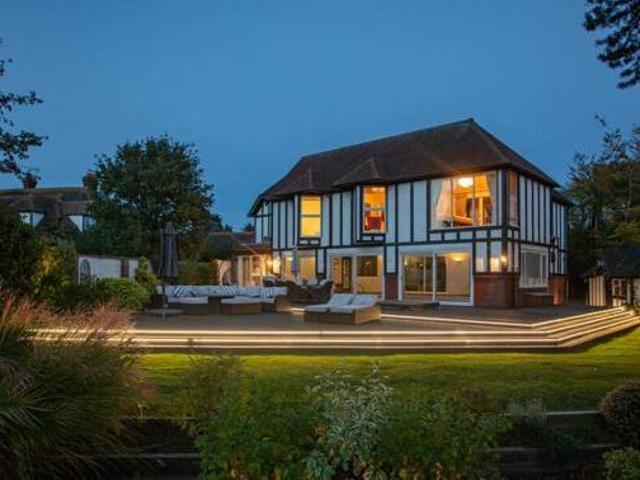 Chestfield Road, Chestfield, 6 Bedroom Detached