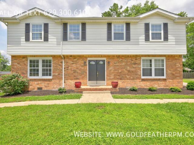 Chic Renovated 3 Bed, 1.5 Bath Home for Rent in Bellevue!