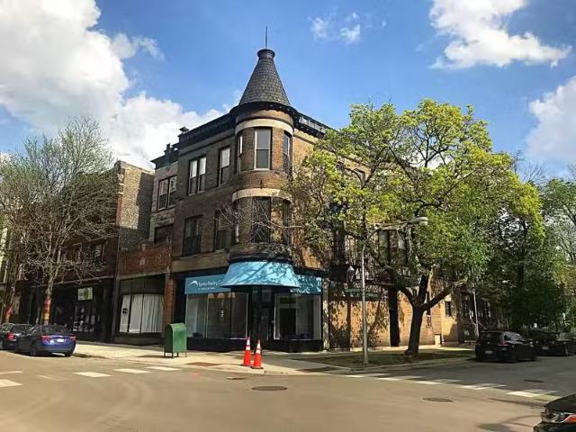 Chicago, IL Apartment Available October 2019 723 725 W Wrig.