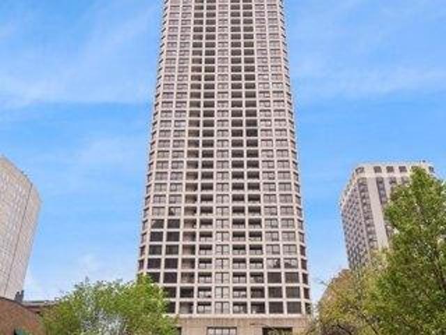 Chicago IL 60610 LS93295776