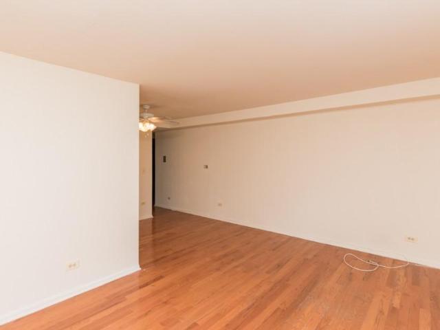 Chicago IL 60657 LS61126089