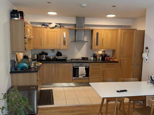 Chicksand Street, London E1 1 bed in a flat share to rent £1,005 pcm £232 pw