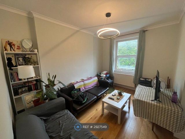 Chichele Road, London NW2, 2 bed flat to rent, £1,800 pcm | PrimeLocation