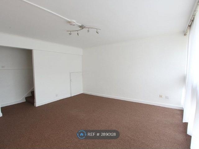 Chichester Road, Southend On Sea SS1, Studio to rent, £825 pcm | PrimeLocation