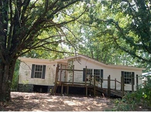 Chicot Rd
