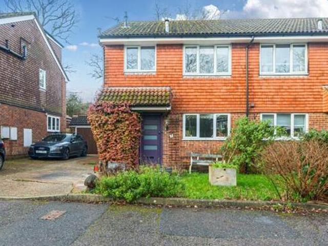Chiddingfold, Pinckards, Godalming, 3 Bedroom Semi detached