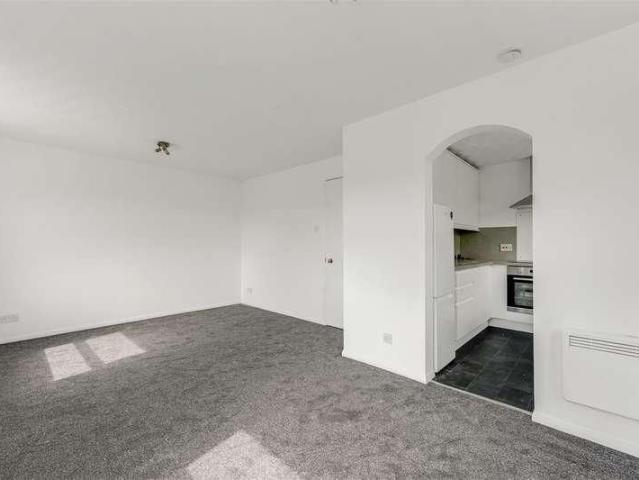 Chigwell Lane, Loughton, IG10