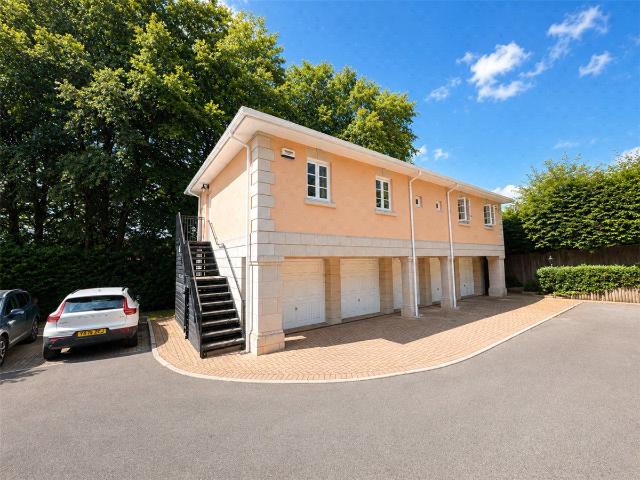 Chilbolton Avenue, Winchester, Hampshire SO22, 1 bed flat to rent, £1,250 pcm | PrimeLocation