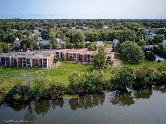 Child St Apt B, Warren, Condo For Sale