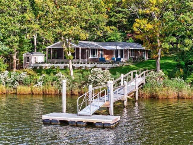 Childs River Rd, Falmouth, Home For Sale