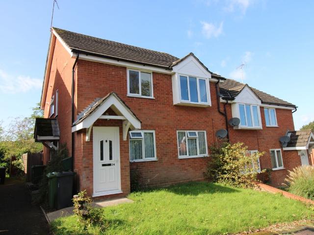 Chilham Close, Frimley, Camberley, Surrey GU16, 2 bed maisonette to rent, £1,400 pcm | PrimeLocation