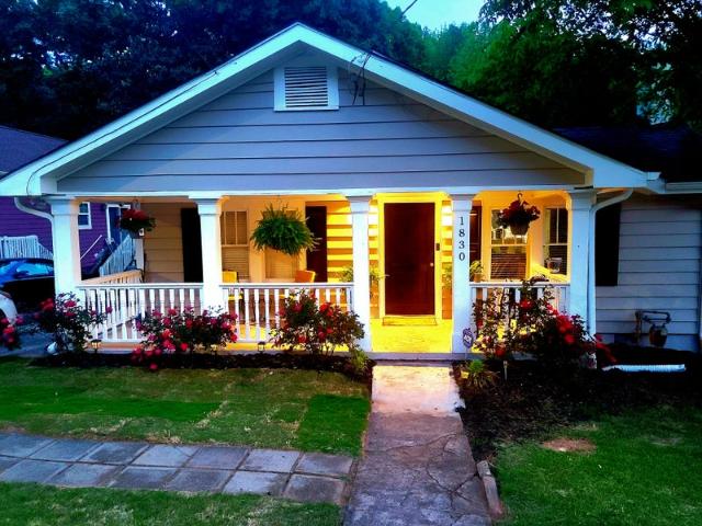 Chill Vibe, Unbeatable Location