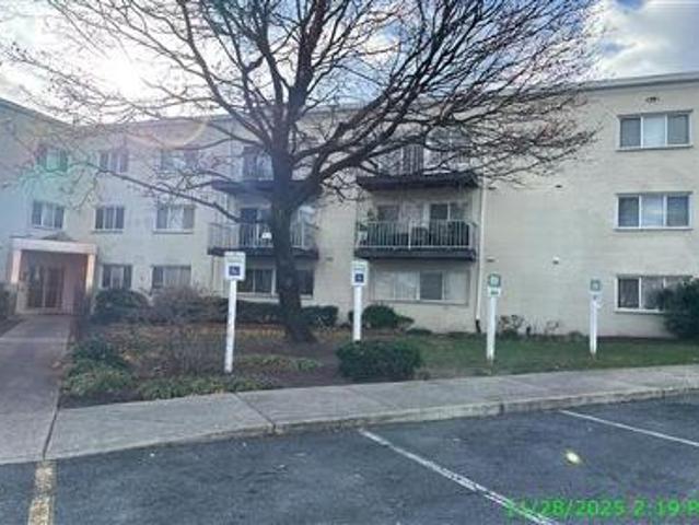 Chillum Rd Apt 319