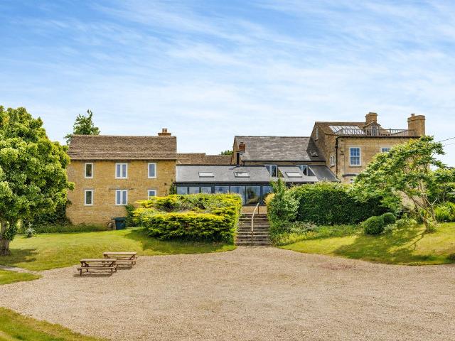 Chilson Hill, Oxfordshire OX7, 5 bed country house to rent, £8,500 pcm | PrimeLocation