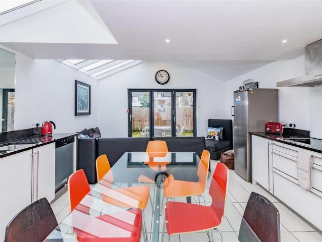 Chilswell Road, Oxford OX1 6 bed house to rent £5,500 pcm £1,269 pw