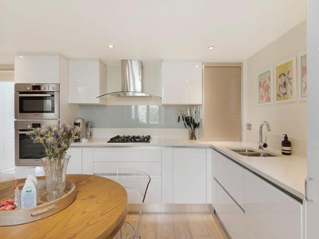 Chilworth Mews