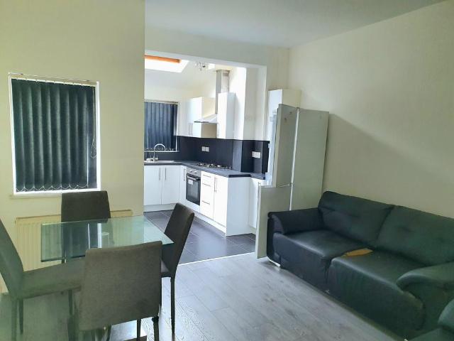Chilworth Street, Manchester 3 bed terraced house to rent £1,820 pcm £420 pw