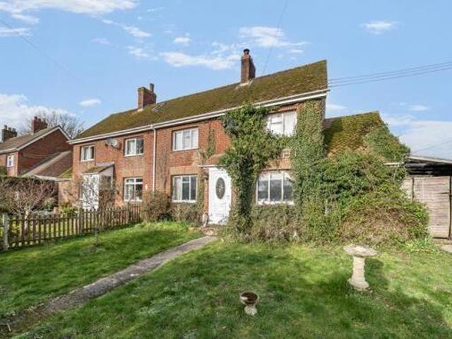 Chilton Foliat, Berkshire, 3 Bedroom End