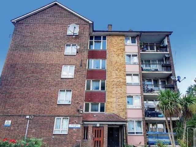 Chilton Grove, London, 2 Bedroom Flat