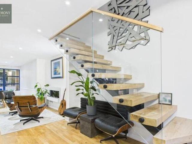 Chilton Street, London, 3 Bedroom Flat