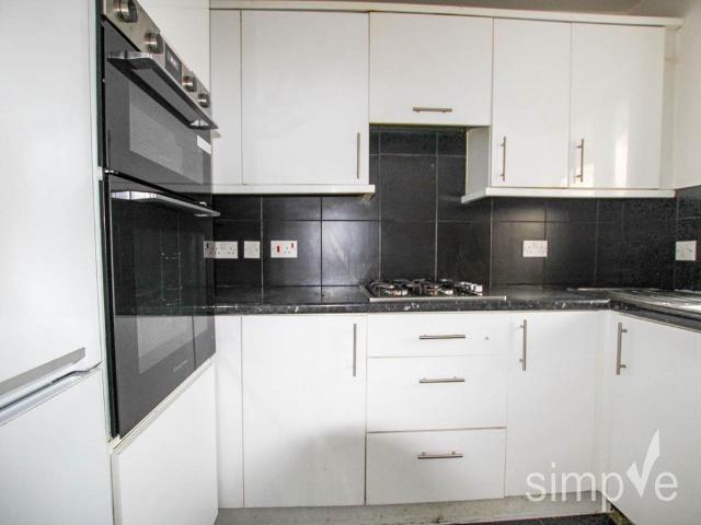 Chiltern Court, Widmore Road, Uxbridge 4 bed house to rent £2,800 pcm £646 pw