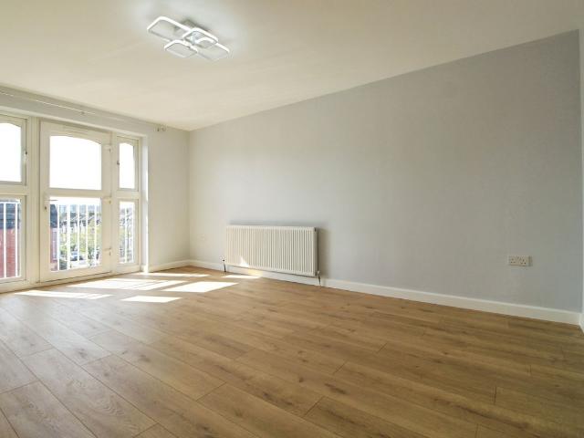 Chiltern Court, Buckingham Road, Harrow HA1, 2 bed flat to rent, £1,650 pcm | PrimeLocation