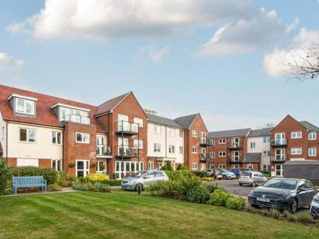 Chiltern Lodge, Princes Risborough, 1 Bedroom Flat