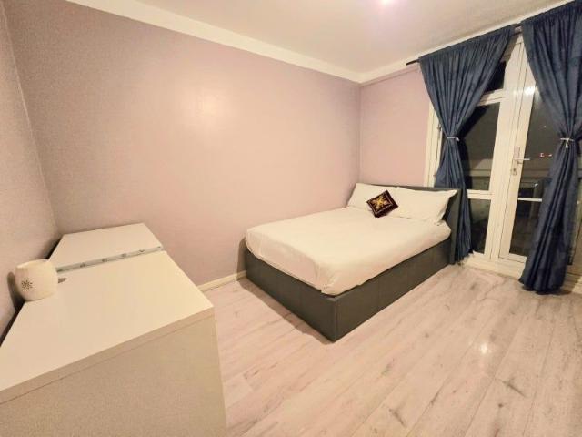 Chiltern Road, London E3, Room to rent, £980 pcm | PrimeLocation