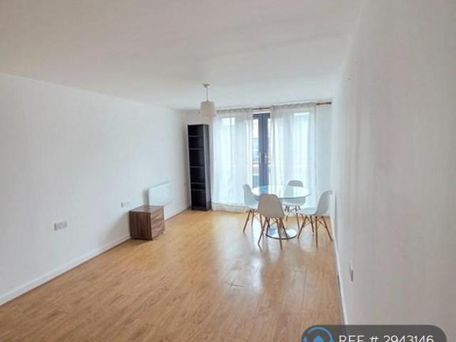 Chimes House, Beckenham, BR3 1 bed flat to rent £1,600 pcm £369 pw