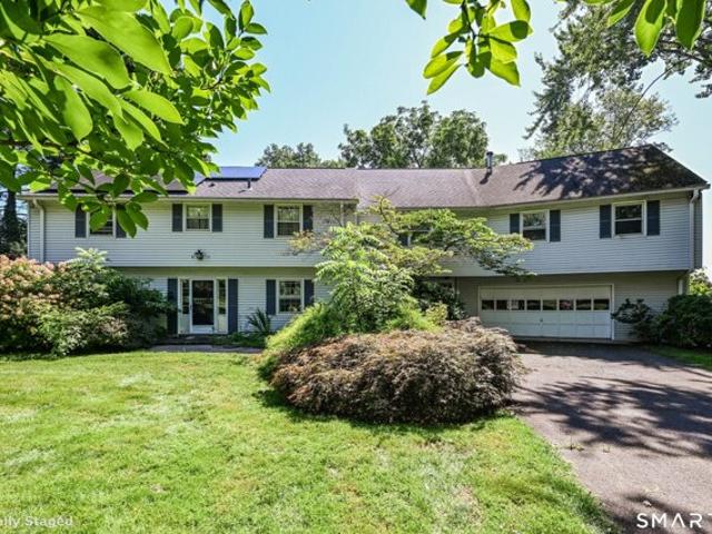 Chimney Hill Rd, Middletown, Home For Sale