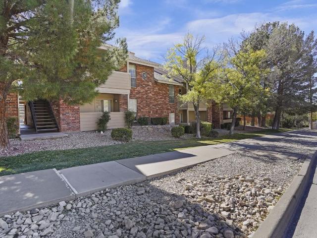 Chimneys Apts. 1 Bedroom Apartment for Rent at 200 N Festival Dr, El Paso, TX 79912 Festival Hills