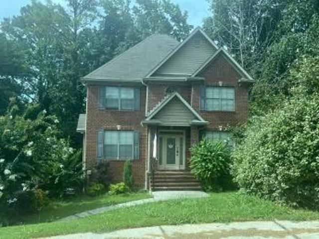 Chinaberry Ln