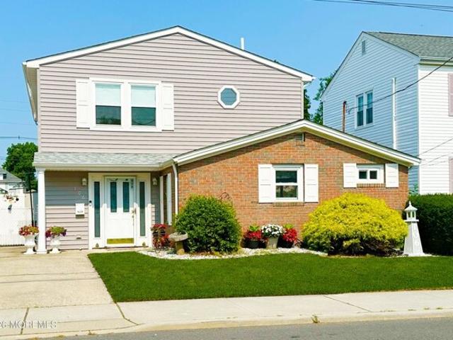 Chingarora Ave, Keyport, Home For Sale