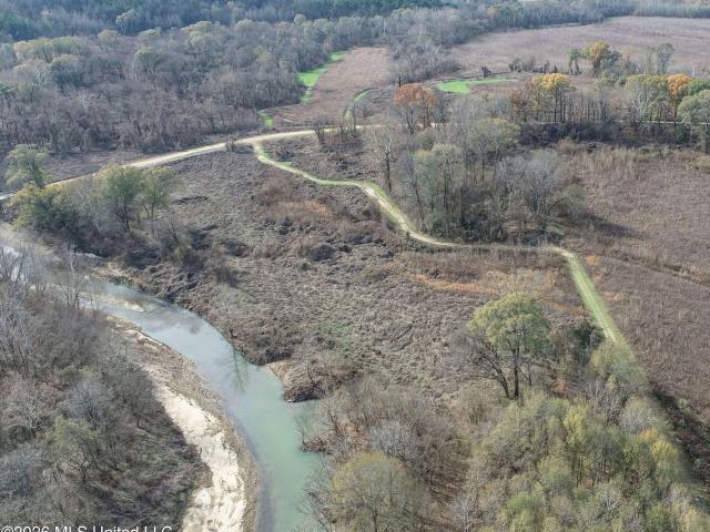 Chinqupin Road, Lexington, MS 39095