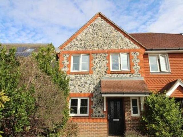 Chinthurst Mews, Coulsdon, 4 Bedroom Semi detached