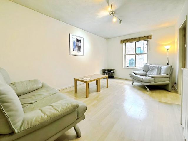 Chippendale House, Navigation Walk, Leeds, West Yorkshire LS10, 1 bed flat to rent, £950 pcm | PrimeLocation