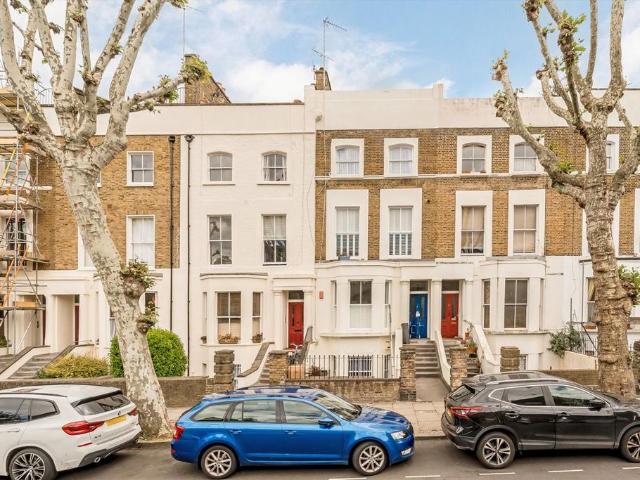 Chippenham Road, London W9 2 bed flat to rent £2,700 pcm £623 pw
