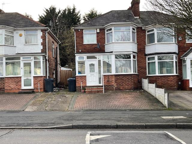 Chipperfield Road, Birmingham B36, 3 bed semi detached house to rent, £1,400 pcm | PrimeLocation