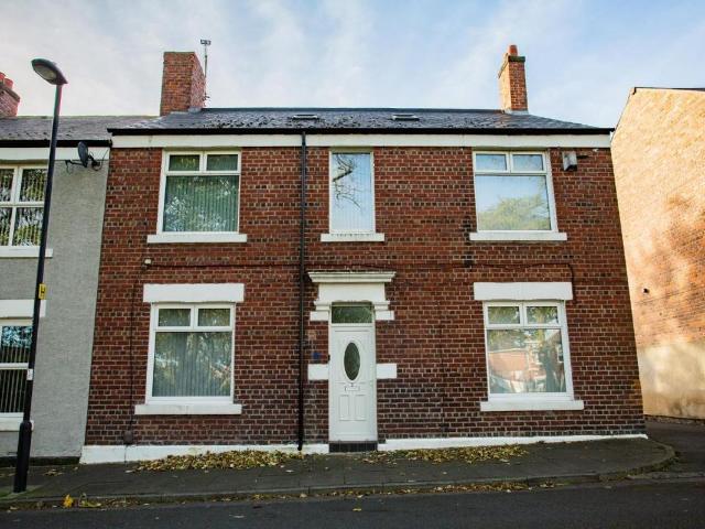 Chirton Green, North Shields NE29, 3 bed terraced house to rent, £850 pcm | PrimeLocation