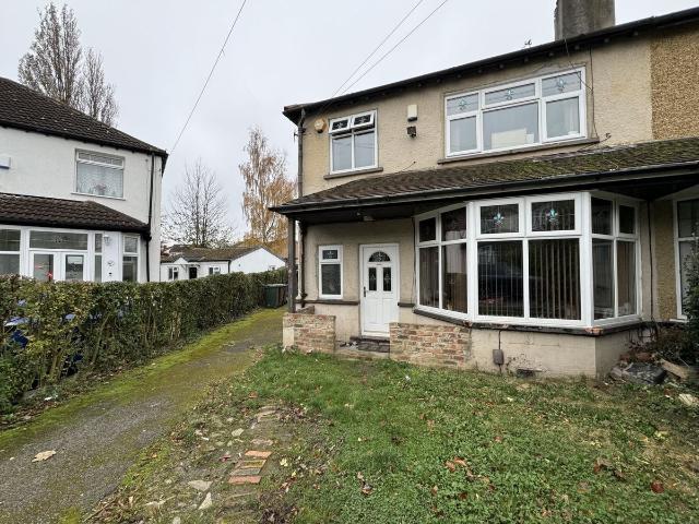 Chirton Grove, Leeds, West Yorkshire LS8, 3 bed semi detached house to rent, £1,400 pcm | PrimeLocation