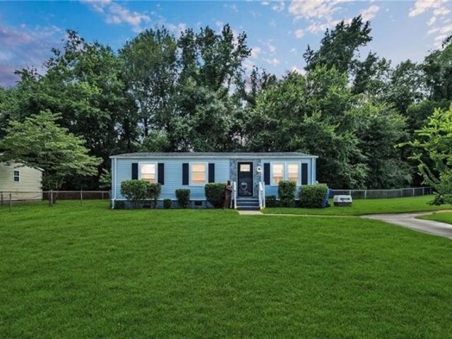 Chisholm Ln, Suffolk, Home For Sale