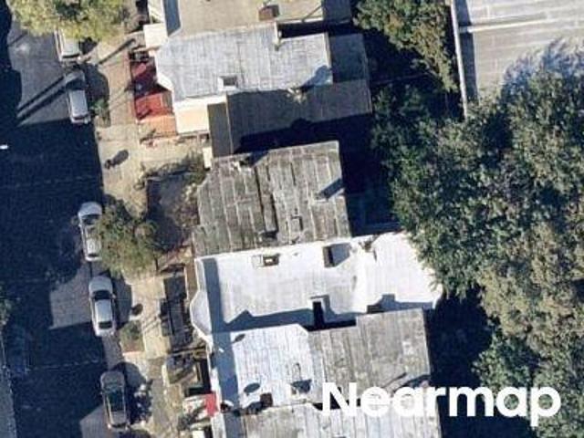 Chisholm St