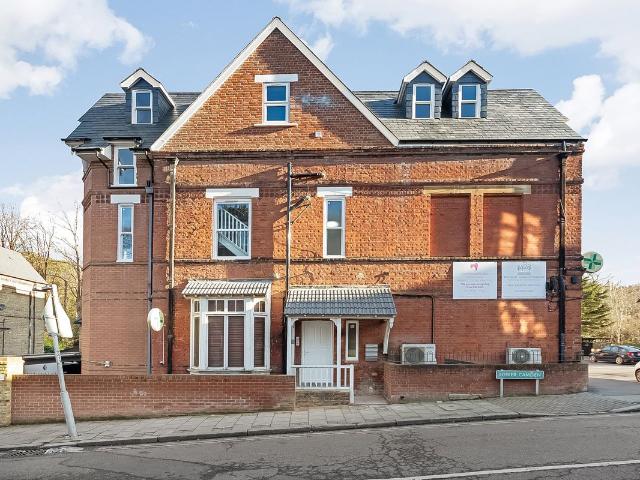 Chislehurst Road, Chislehurst BR7, 3 bed flat to rent, £2,030 pcm | PrimeLocation