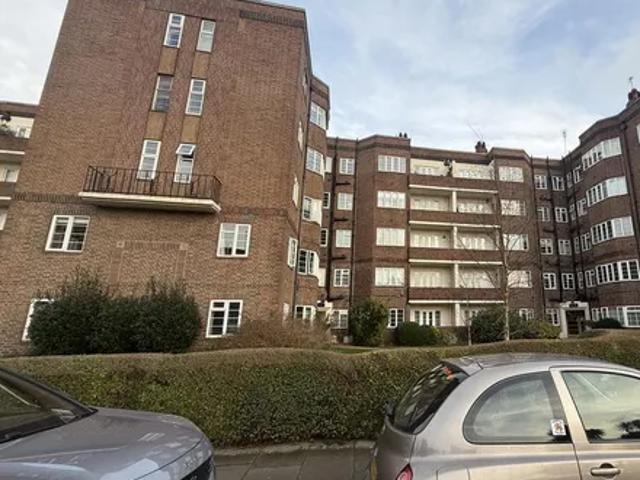 Chiswick Village, Strand on the Green, London, W4 3DG, United Kingdom | 2 bed apartment for rent #140544166 | Rentberry