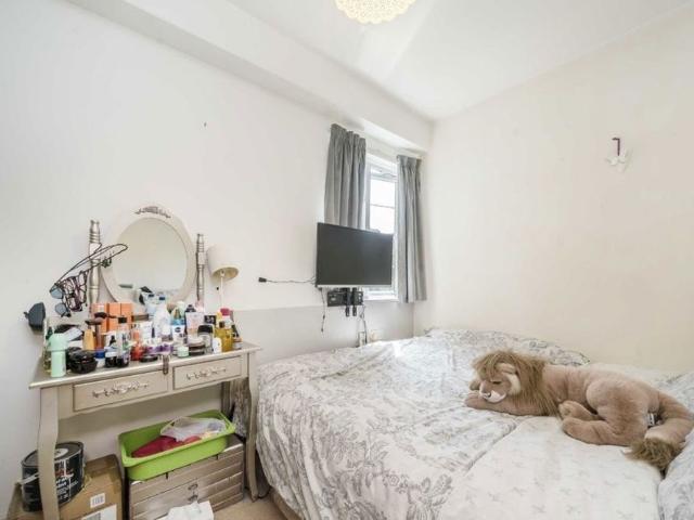 Chiswick Village, W4, London