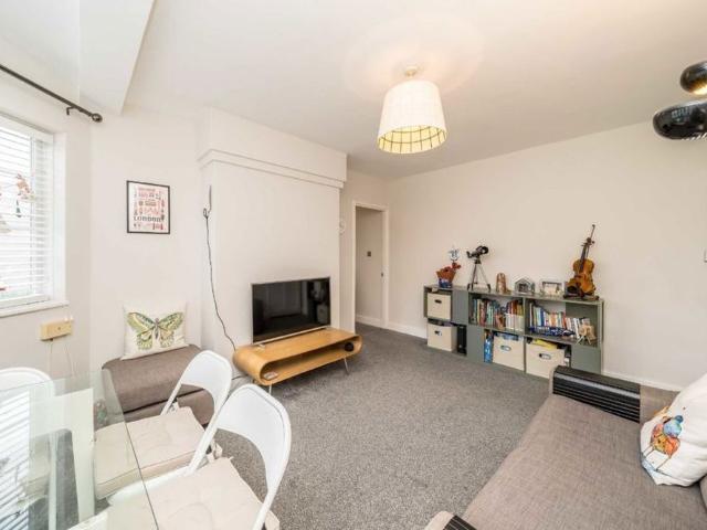 Chiswick Village, W4, London