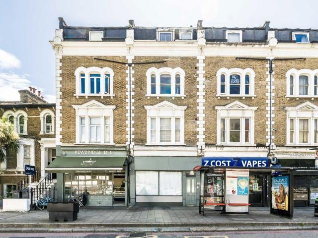 Chiswick High Road, Chiswick W4, 1 bed flat to rent, £1,700 pcm | PrimeLocation
