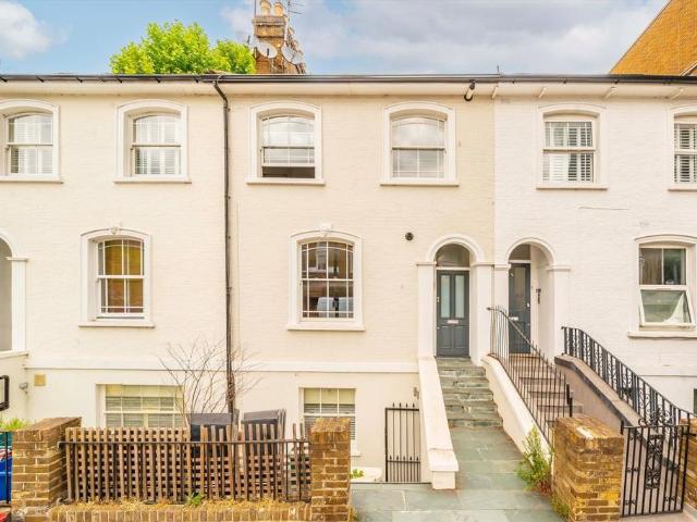 Chiswick High Road, London W4 1 bed flat to rent £1,995 pcm £460 pw