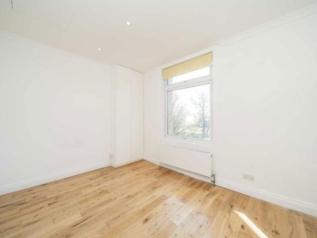 Chiswick High Road, W4, London