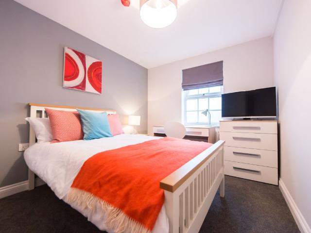 Chrysanthemum Drive, Shinfield RG2, Room to rent, £750 pcm | PrimeLocation